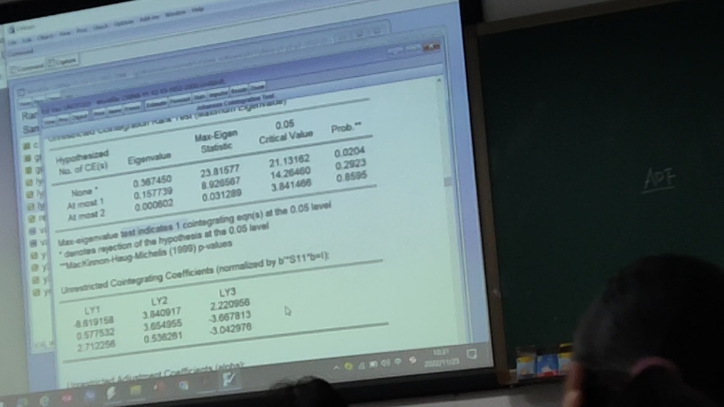 Johansen协整检验与VEC模型(自用)
