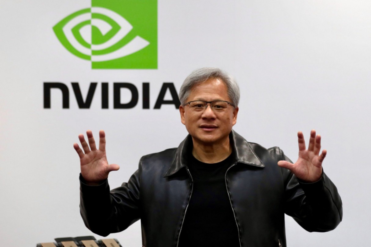 突发!英伟达、微软、亚马逊宣布同日接入DeepSeek-R1模型,AI界“三...