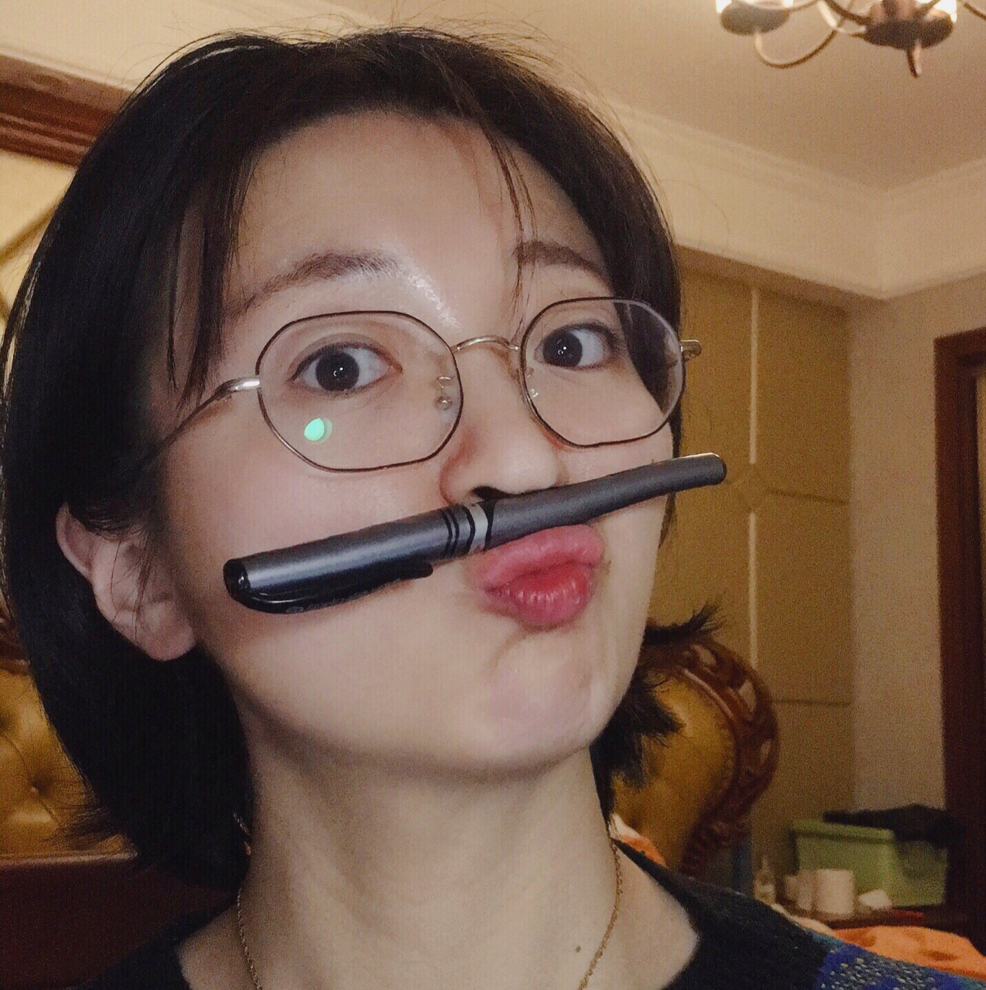 Rongrong姐的深夜书房 