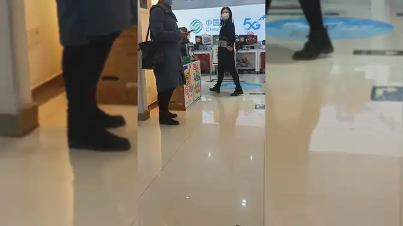 诈骗团伙瞄准孩子电话手表,换走手机卡实施犯罪