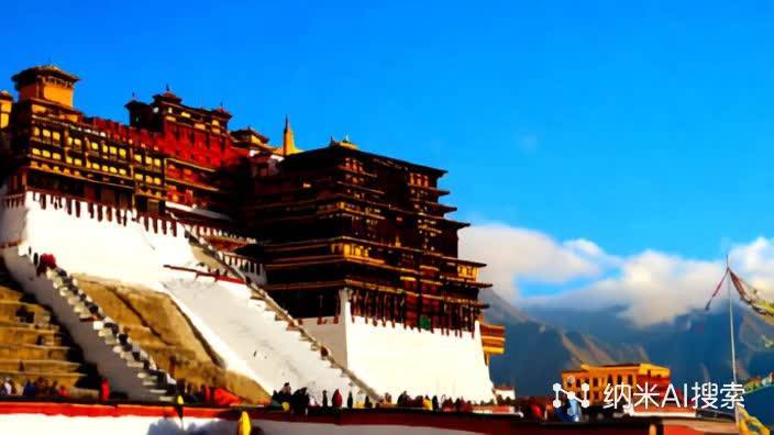 信仰之地:布达拉宫矗立,藏传佛教文化深厚虔诚#五月AI云游记