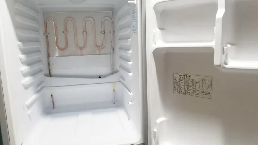 冰箱内漏盘管 这样维修大家觉得收多少钱合适