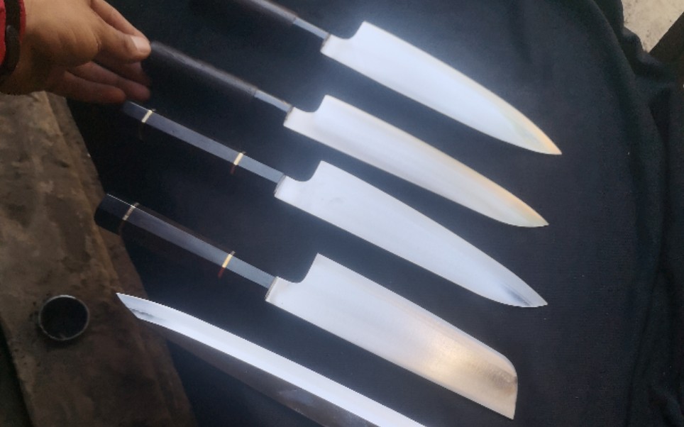 420夹白纸钢硬度测试,削锻打的轴承钢柴刀刀背