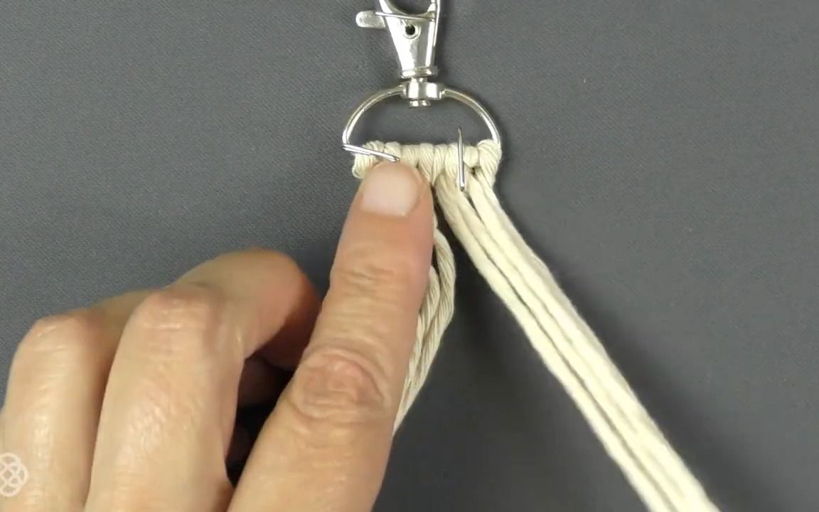 Macrame编织钥匙扣挂件,简单又漂亮,新手必学