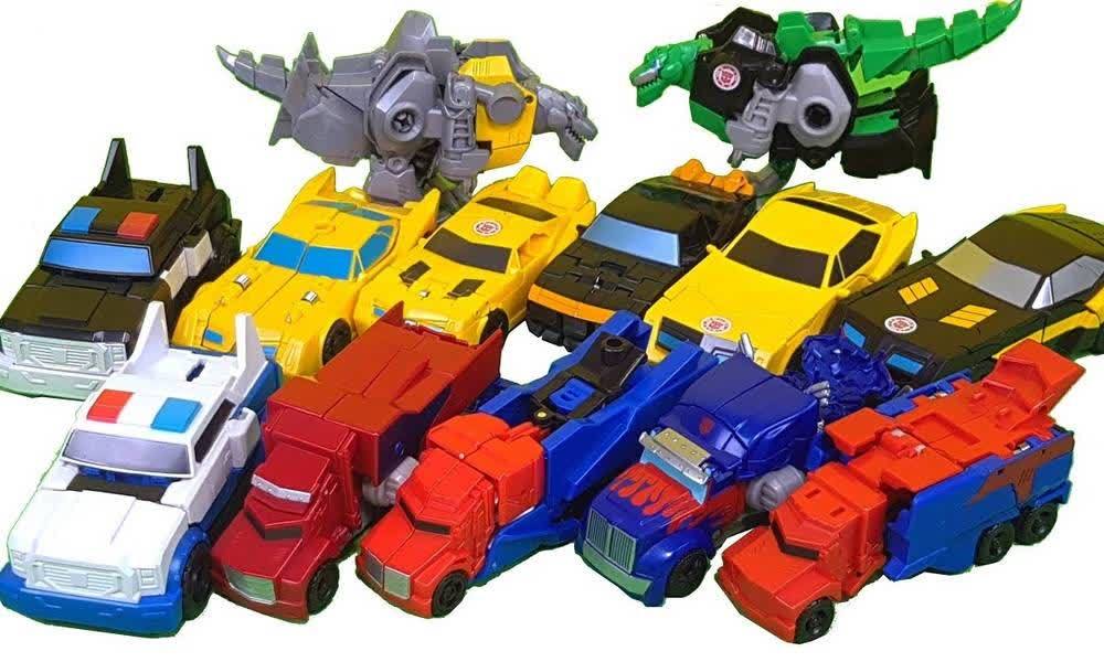 玩具动画:炫酷变形金刚汽车玩具切换造型