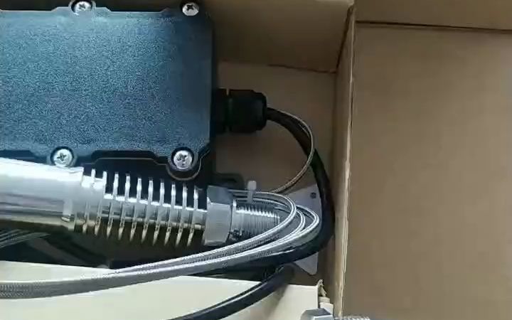 低功耗耐高温无线温度压力传感器,用于高温蒸汽管道气体泄露监测,...