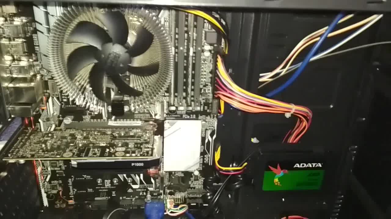 新组装的主机,华硕主板,独立显卡