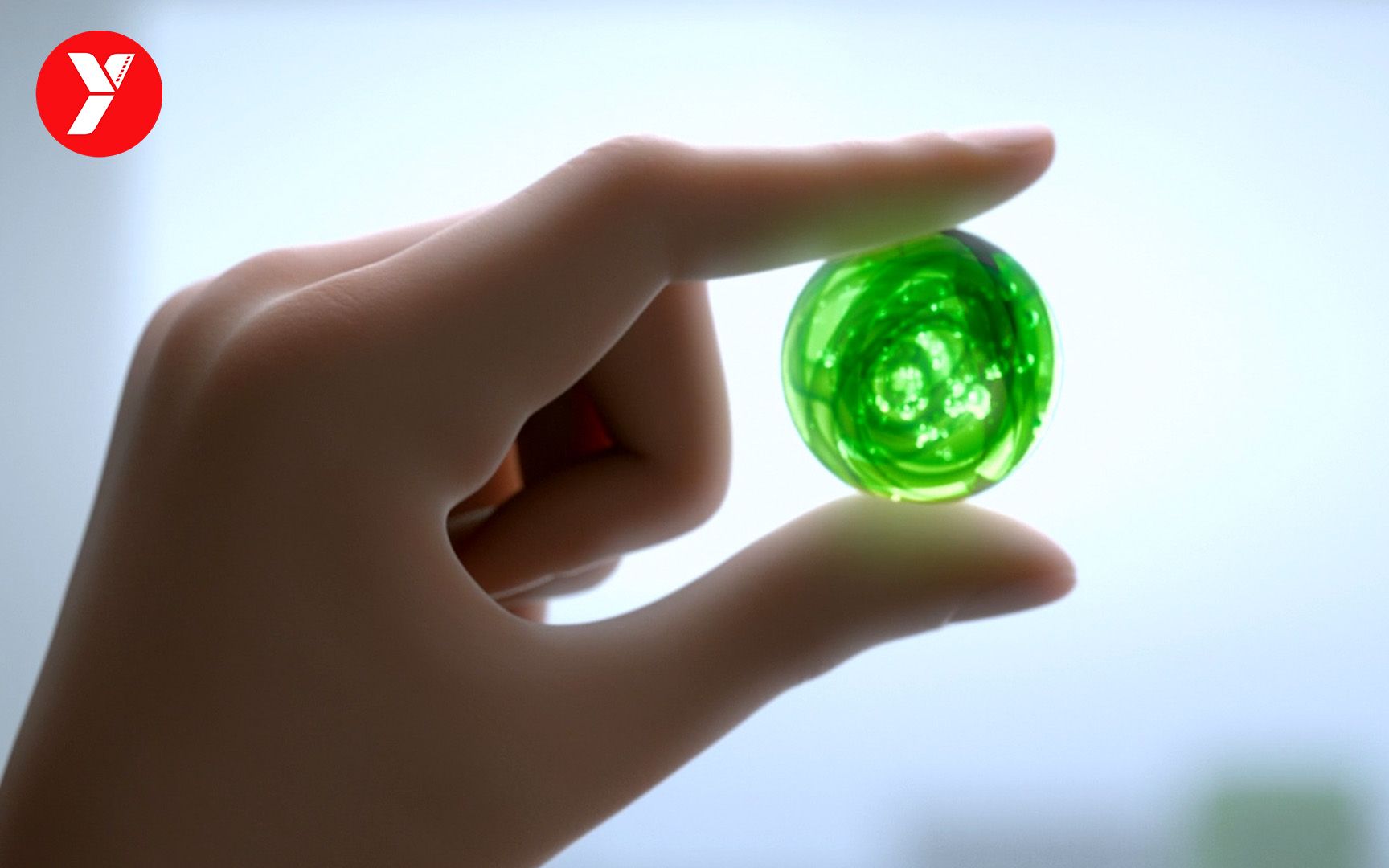 【越哥】 上映首日刷新纪录,很多人哭着走出影院,人生必看的动画电影...