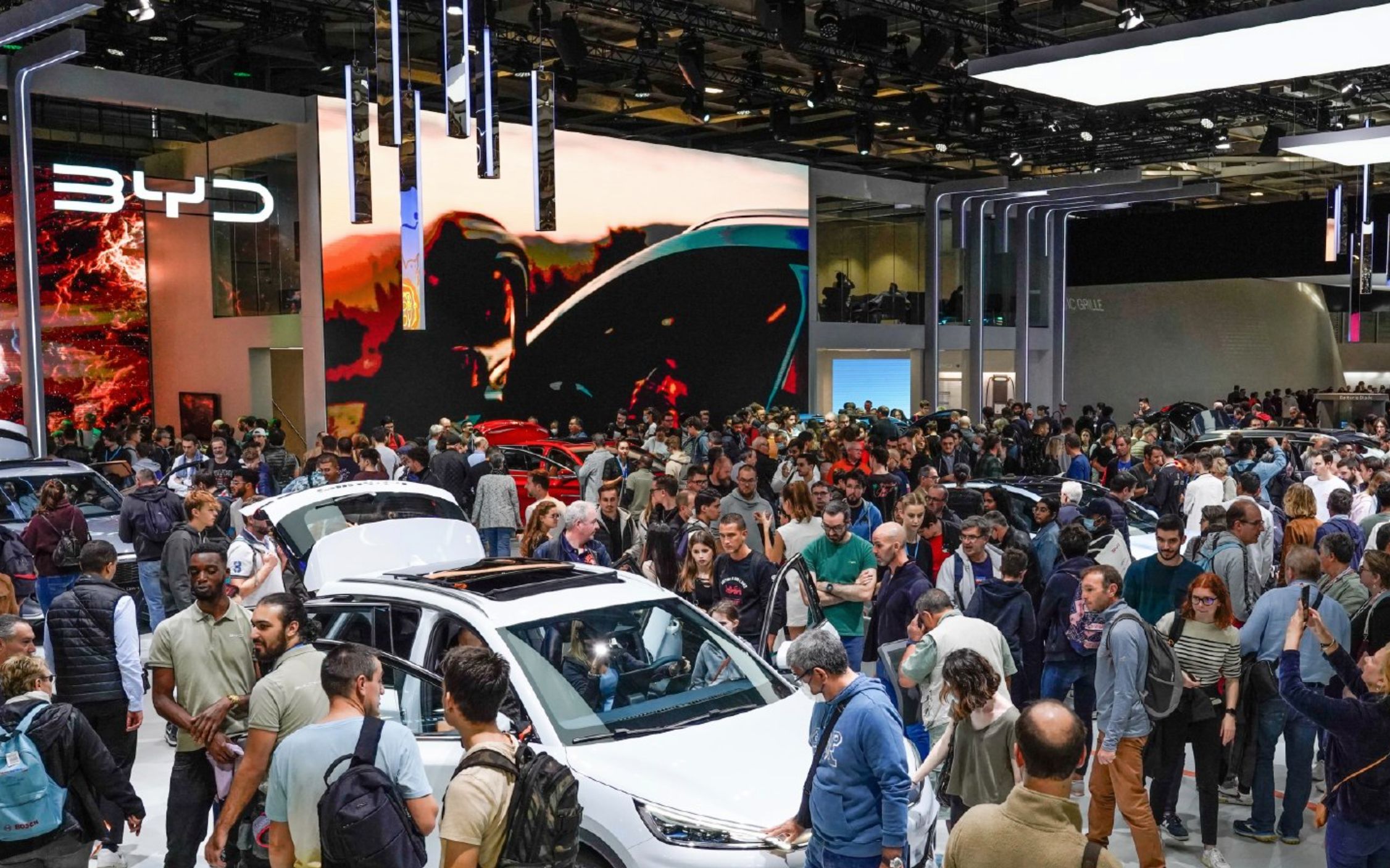 比亚迪在泰国卖得有多火?又将元PLUS标准续航版推向市场