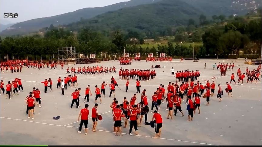 实拍少林寺少室山下塔沟武术学校,原来他们这样上课