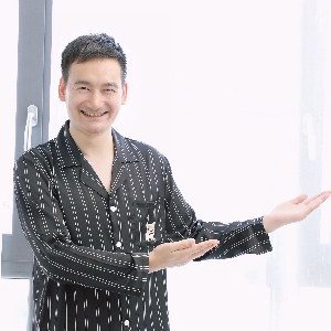 黄同学运营研学中心 