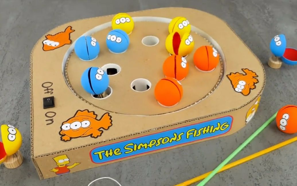 「创意纸板DIY」在家也能钓小鱼的游戏机,制作方法很简单!