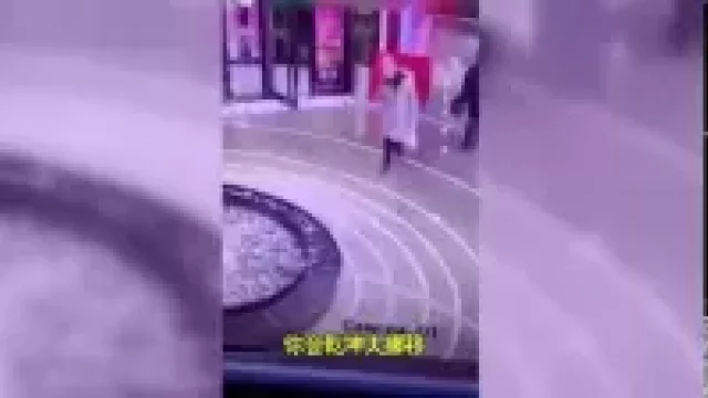 低头族意外事故视频合集