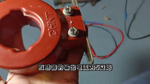 电流互感器100比5是多少倍