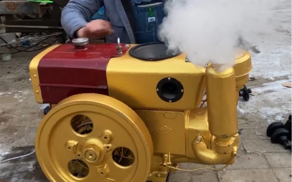 家里不用的柴油机改了个音箱,放入水还可以当空气加湿器用?