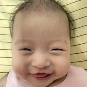 侯木子呀 
