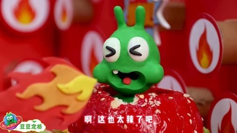 黏土定格动画:豆豆玩100个神秘按钮冷热挑战,最终结果会如何