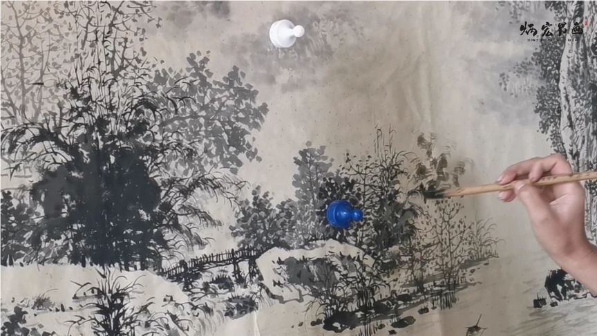 如何用浓墨来破淡墨,大胆皴擦与细心勾勒把竹林表现出来