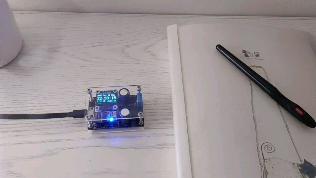 wifi网络时钟+温湿度显示+手机无线控制灯+温湿度数据返回