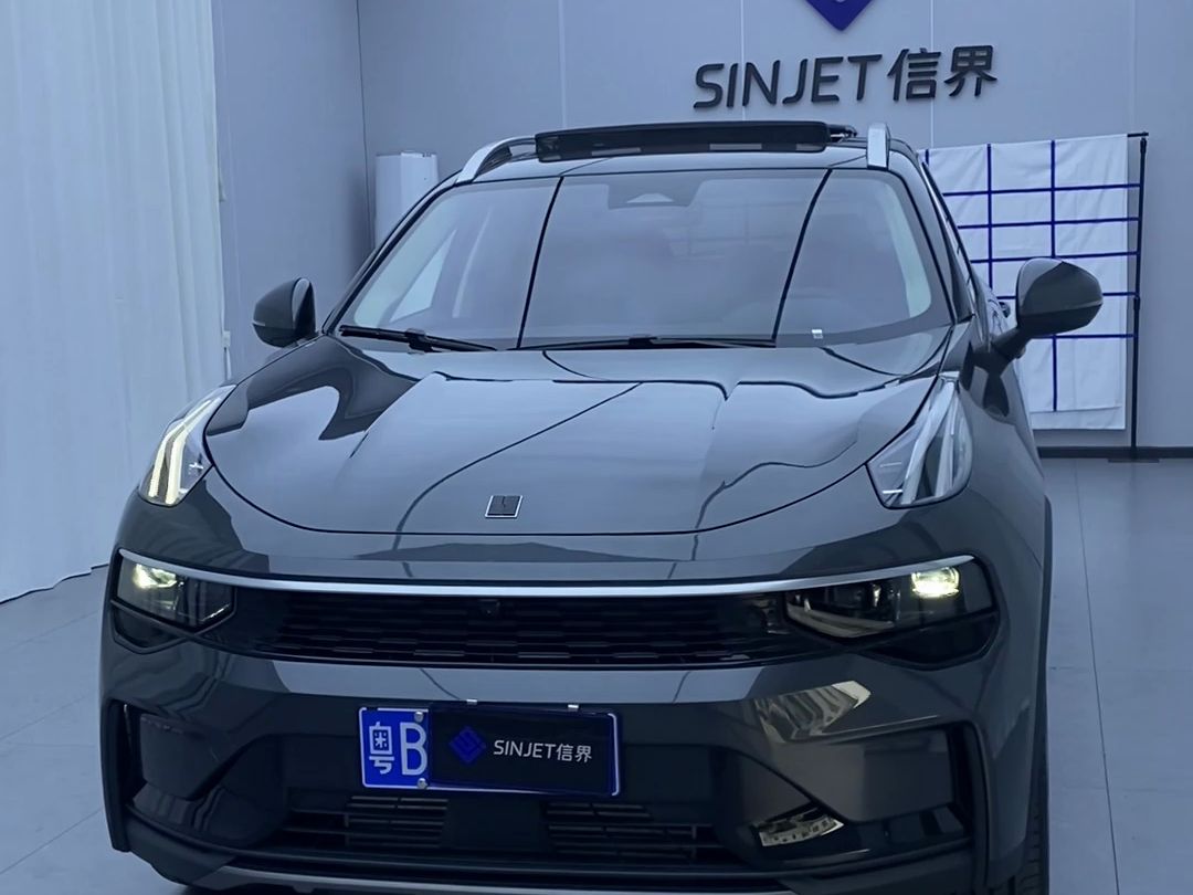 沉浸式体验领克01升级流媒体后视镜记录仪