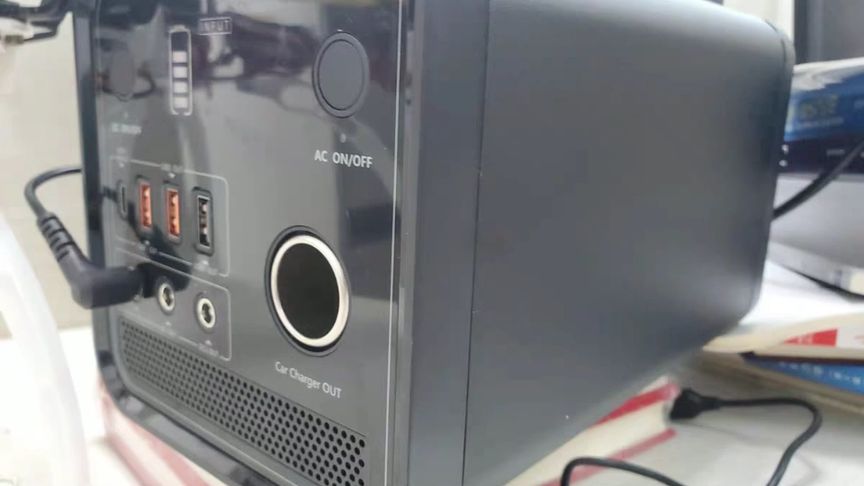 供应公牛220v大容量车载移动电源,找xyy5398,厂家批发价格