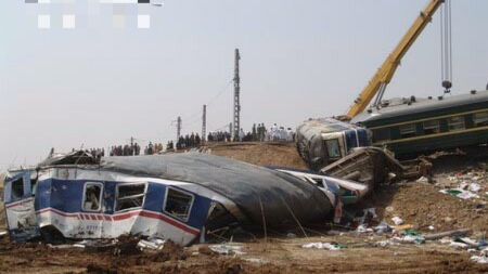 T195次列车第15位硬卧25K客车是全中国最惨的一节25K。