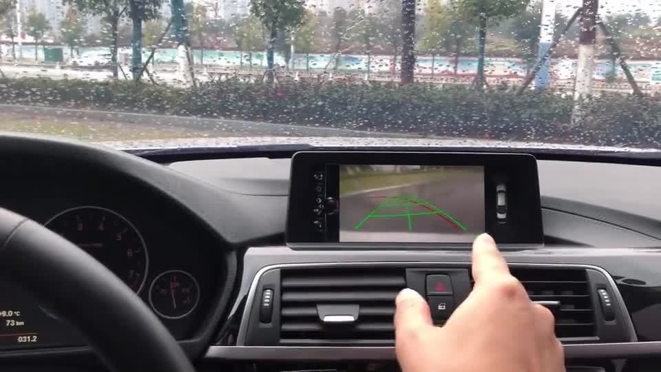 倒车影像如何看,新手司机看完就会,停车真的很轻松