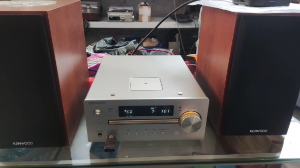 建伍KENWOOD组合音响一套,K-515 土豪金外观,拉丝铝合金面板,做工...