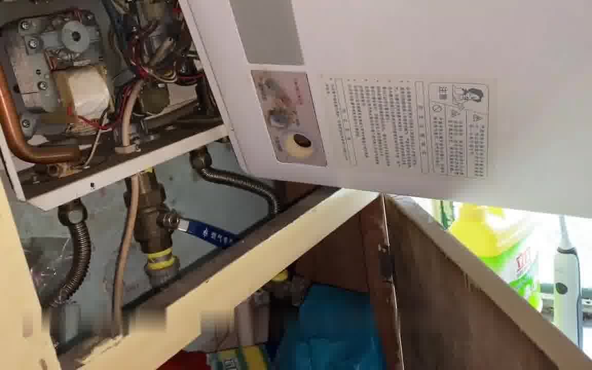 万和燃气热水器热水小。有223次—,有种希望吧,希望快点好起来,别...