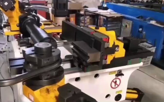 自动弯管机设备调试