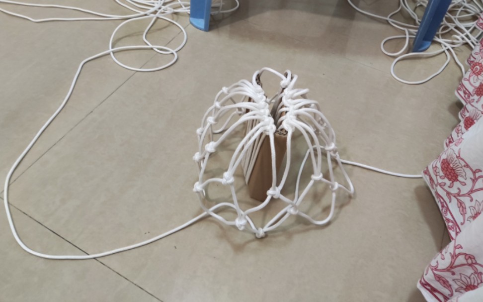 如何用一根绳子编织篮球网,百赞出教程