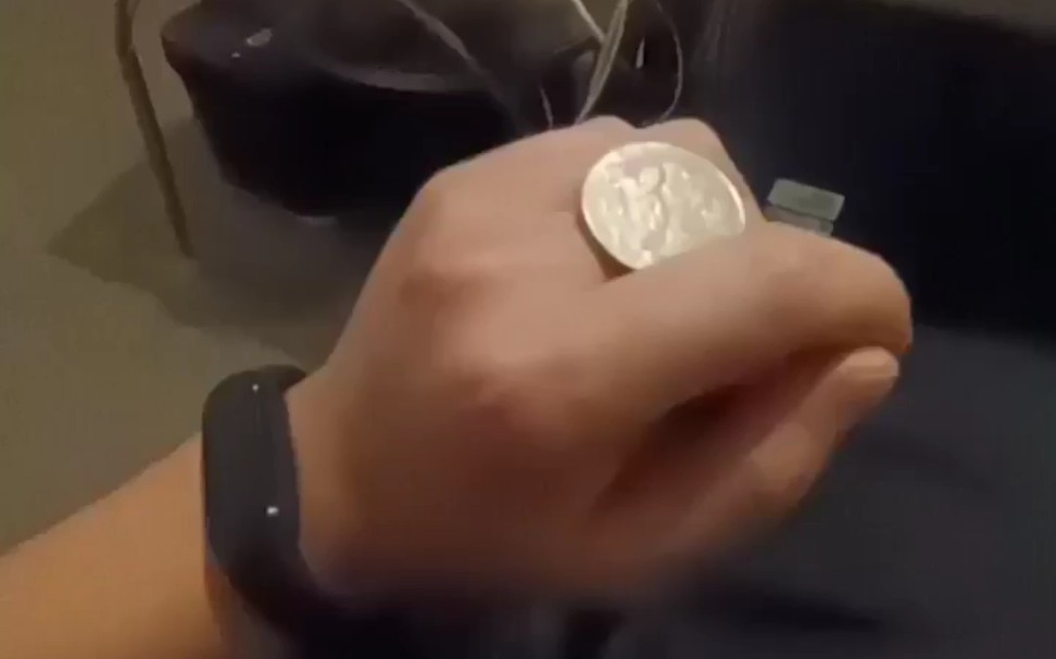 手指转硬币练习