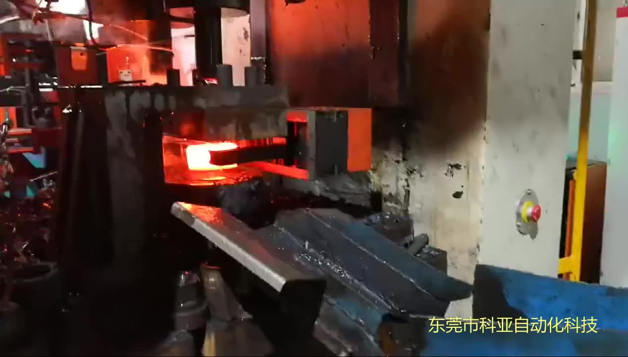 轴承锻压机械手 轴承锻造智能机器人 轴承锻造智能工业机械人 工业...