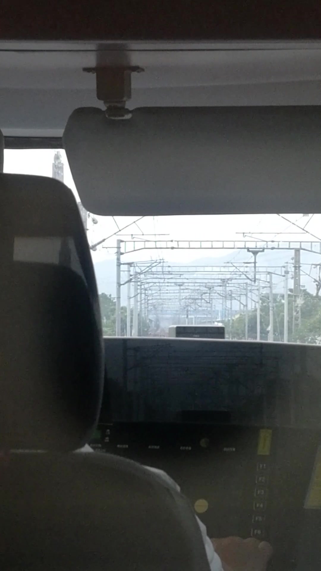 CRH2A动车组驾驶室视角