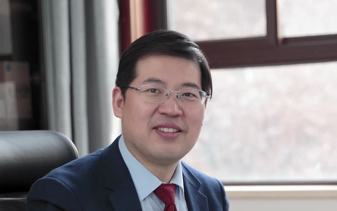 ...校长高新波:知识传授型教学模式将被取代,ChatGPT促使教师转变角色
