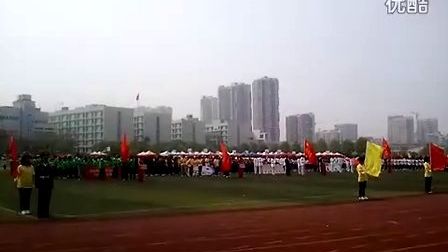 武汉理工大学华夏学院第五届运动会彩旗队跑场