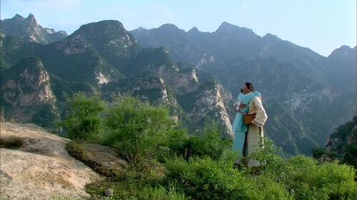 新还珠格格:小燕子万分舍不得永琪,竟自愿放弃自由和永琪回宫