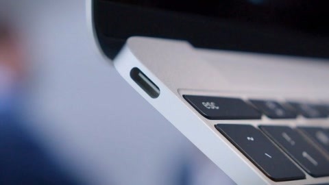 为什么手机都用Type-C接口?原来它还有这功能!