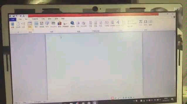 如何更改照片底色