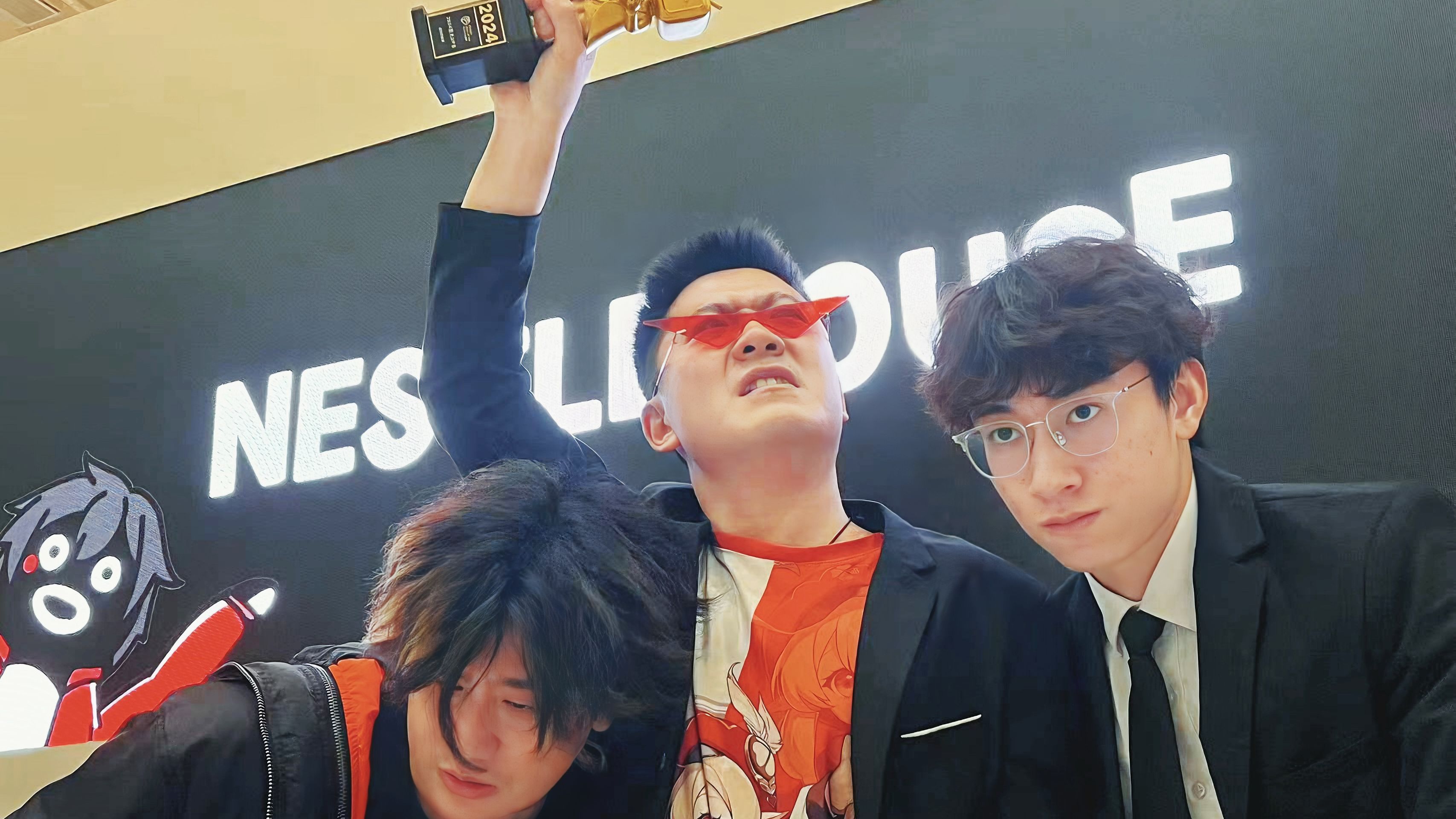 老板去领百大了(喜