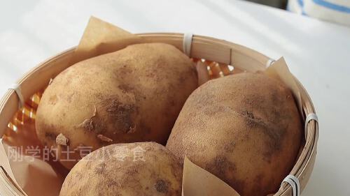 土豆这样做,一口一个嘎嘣脆!简单又好吃!土豆 零食 美食创作人美食fl美食