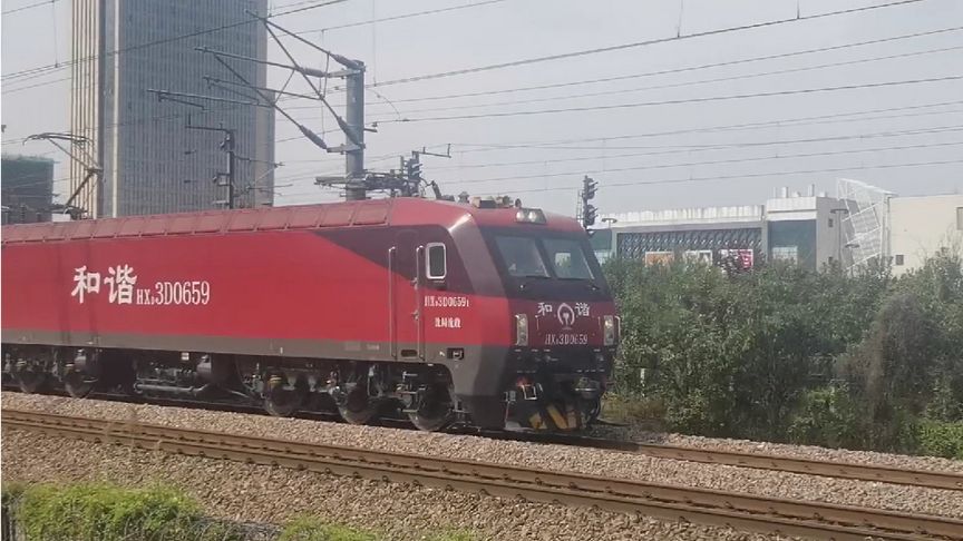 京沪线 沈阳北开往上海的K187次列车苏州站接近!