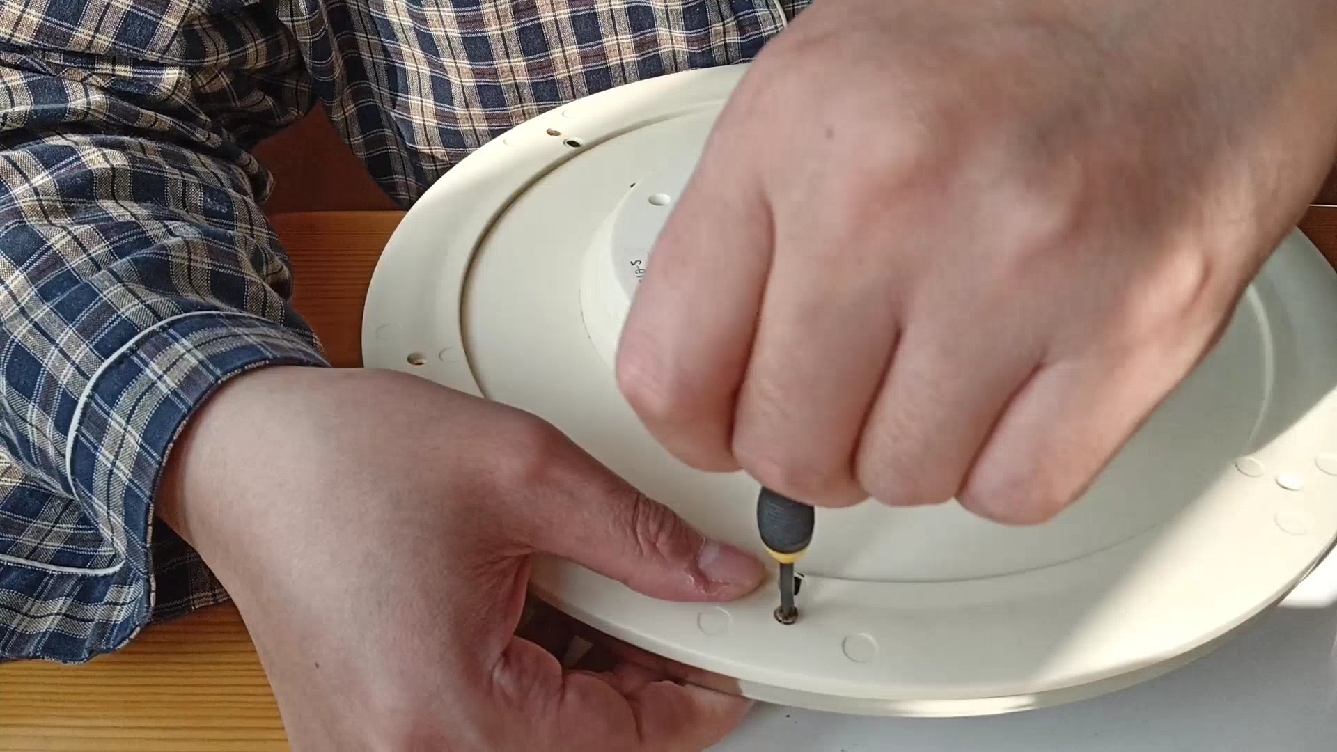 石英钟机芯拆卸修理