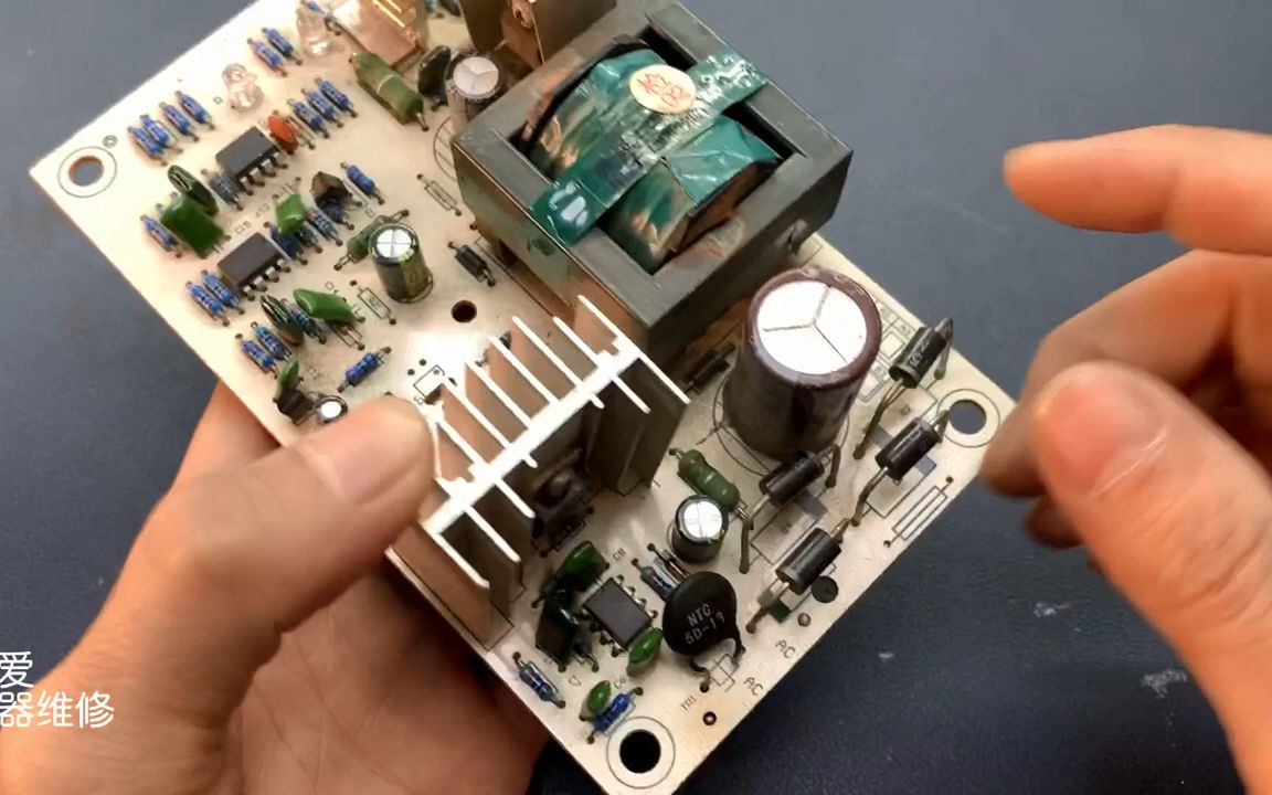 如何测量二极管好坏?只要记住这句话,立马就能知道【我爱电器维修】