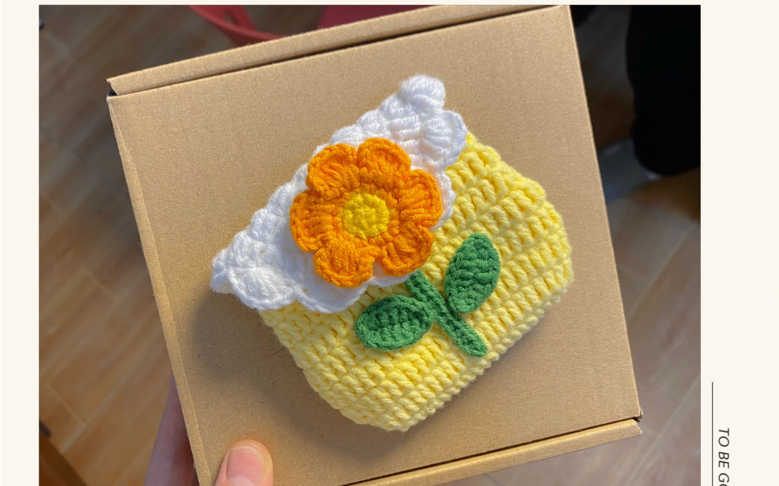 钩织零钱包,小包包教程视频讲述,钩针:2.0,线材:4股,大家一起做起来吧