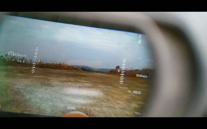 用大疆高清图传叠加OSD数据飞行固定翼(翻拍才能看到叠加的OSD)