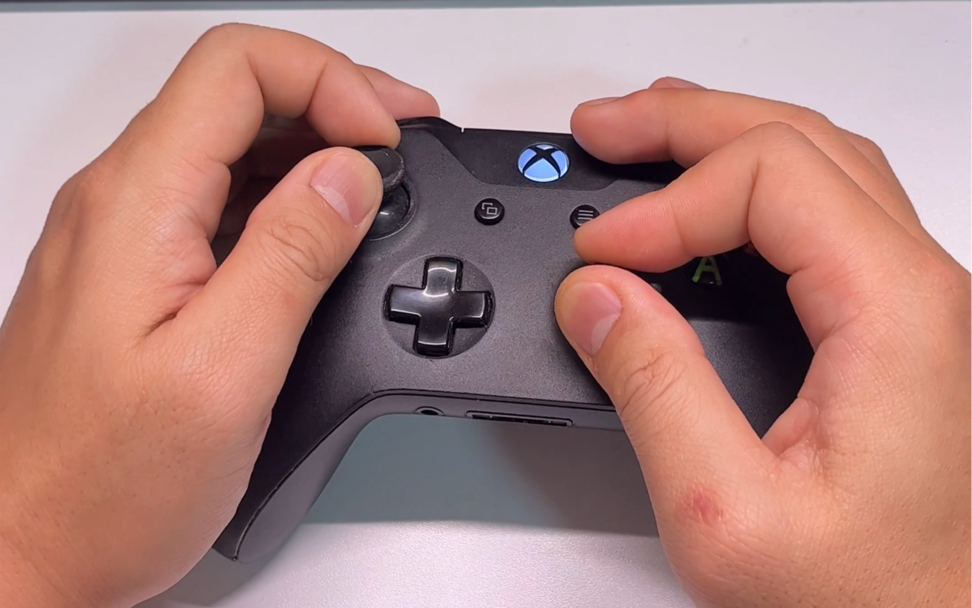 穿越机模拟器手柄推荐,如果你有xbox手柄,你就可以直接买个trpy模拟器...