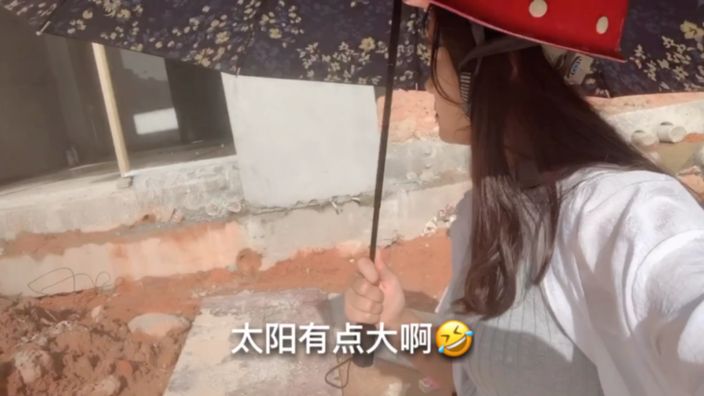 都说工地资料员地位低,前景不好,打工妹带你了解资料员工地生活