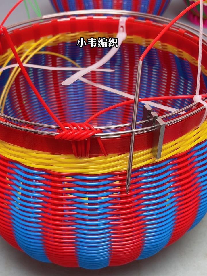 编织灯笼栏 :藤条编织篮子教程