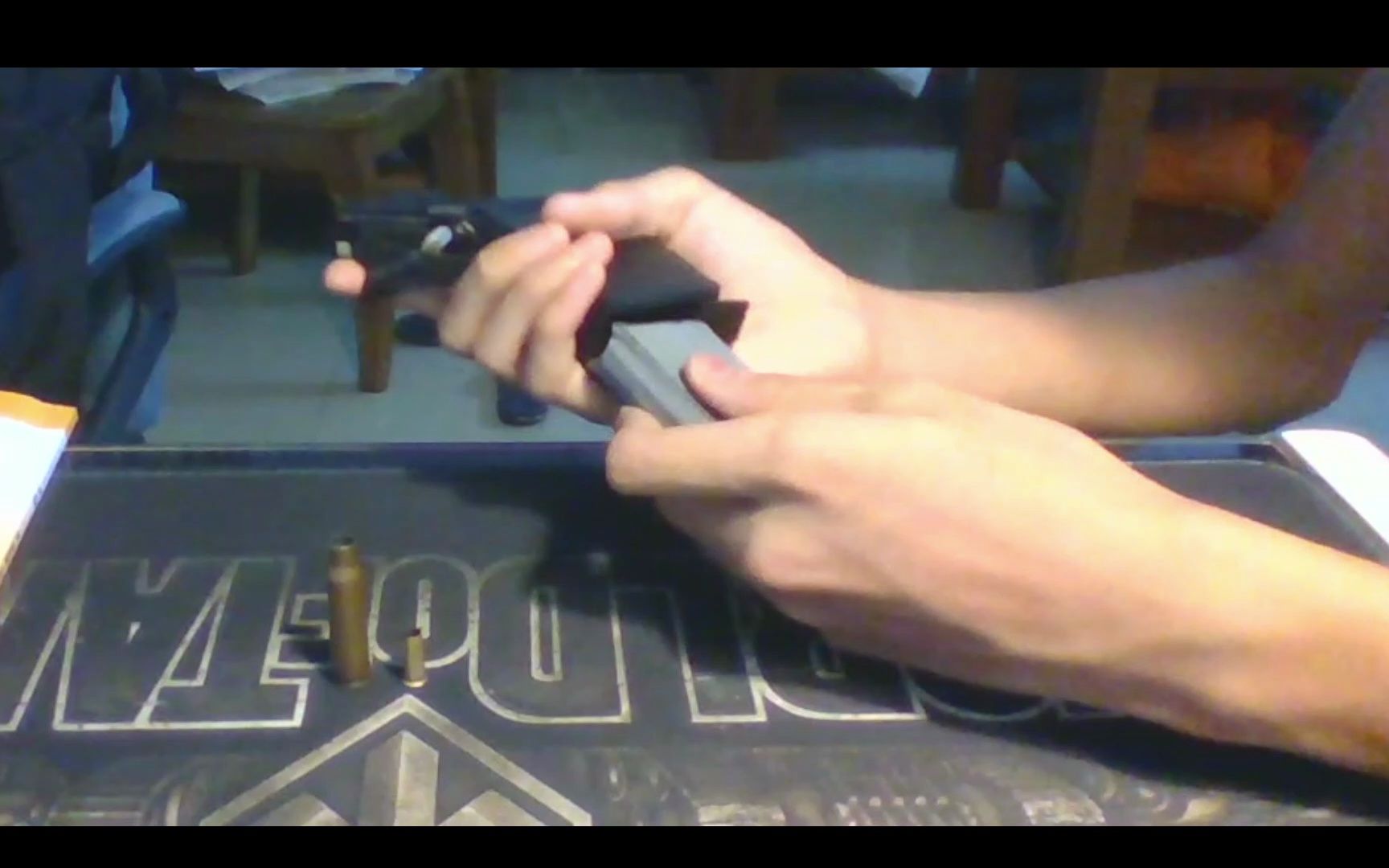 【纸模型】口袋手枪喷漆已干